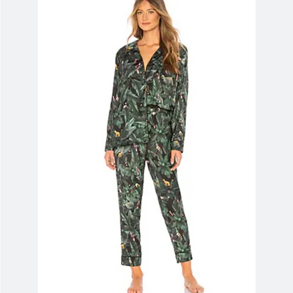 REVOLVE | Intimates & Sleepwear | Nwt Sold Out Revolve Plush Pajama ...